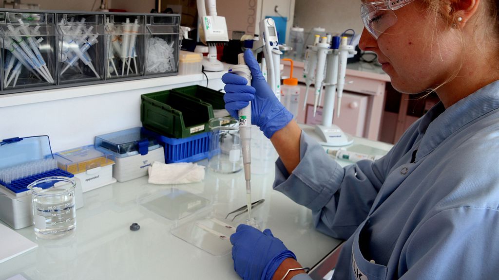 NASA Develops System To Turn Urine Into Drinking Water On Space Station ...